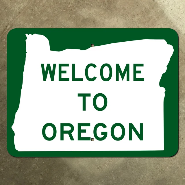 OREGON STATE LINE marker highway road sign green map outline welcome ...