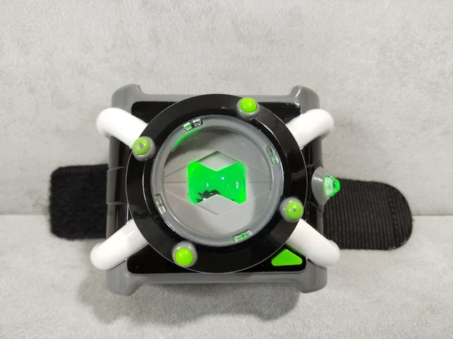 BEN 10 ALIEN Force Playmates Omnitrix Watch with Lights and Sounds £11. ...