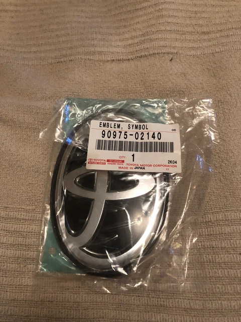 TOYOTA GENUINE PARTS Radiator Grill Front Panel Emblem Part Number ...