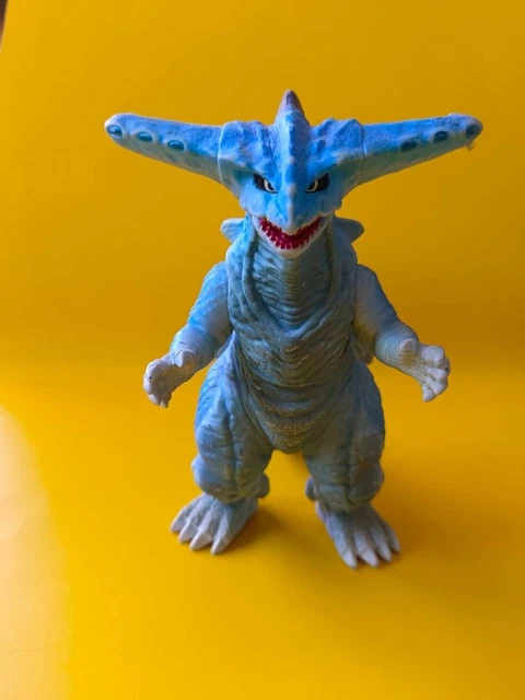 FIGURINE ARTICULÉE LAGORAS Kaiju Ultra Monster Series Ultraman Bandai ...