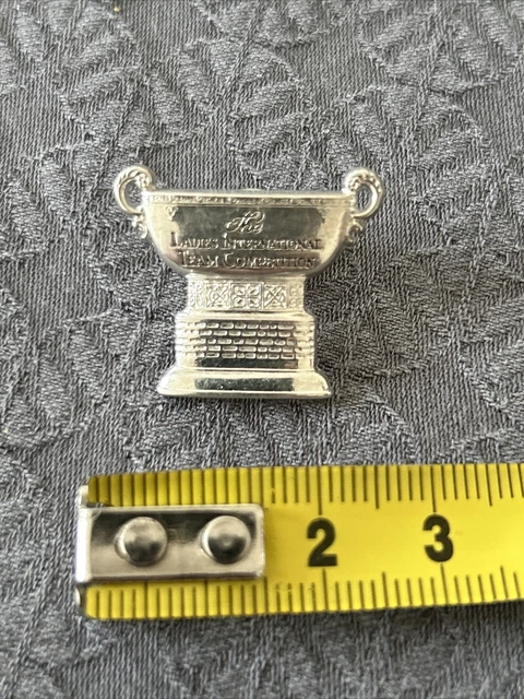 PIN'S ARTHUS-BERTRAND ROLAND Garros Coupe Ladies International Team Competition EUR 10,00 ...