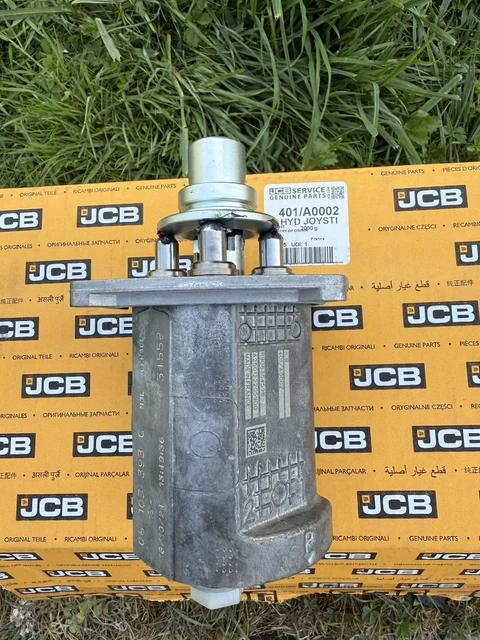 BRAND NEW GENUINE JCB Joystick Valve For JCB 85/86 Part No 401/A0002 £ ...