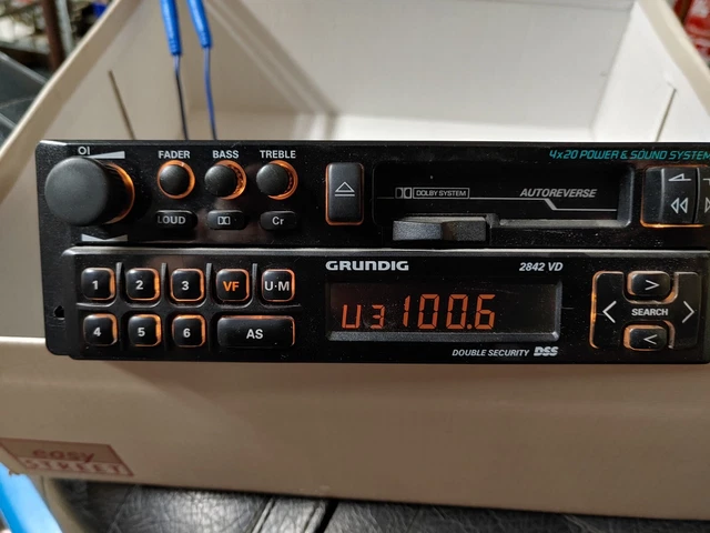GRUNDIG WKC 2842 VD Oldtimer Autoradio 4X20W DSS Power & Sound System ...