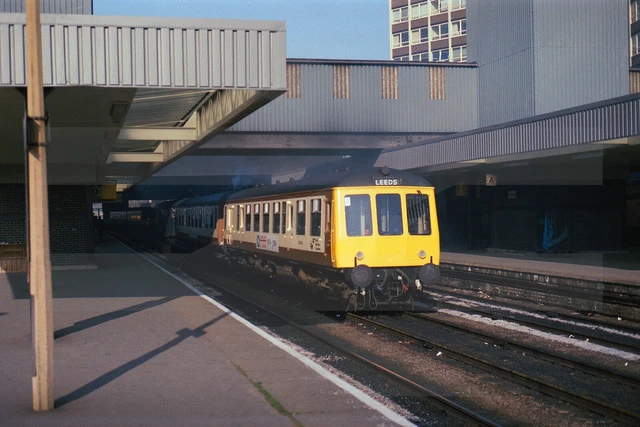 ORIGINAL 35MM NEGATIVE Class 114 DMU 54004 / 53045 SYPTE - Leeds 1984 ...