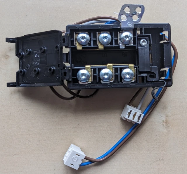 BOSCH CONNECTOR BLOCK for induction hob PIE651BB1E/02 £12.00 - PicClick UK