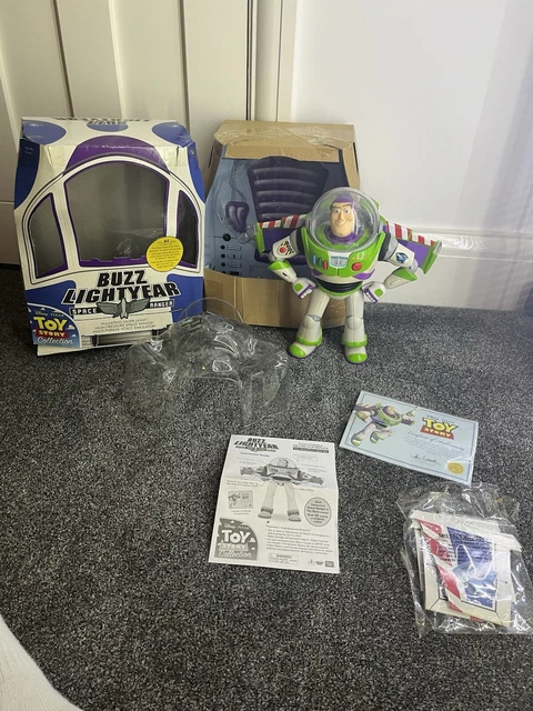 TOY STORY “CLOUD LOGO” Buzz Lightyear Signature Collection - FIRST ...