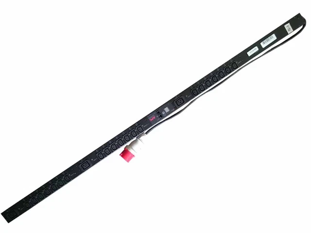 APC SWITCHED RACK PDU 885-7945 EUR 135,00 - PicClick DE