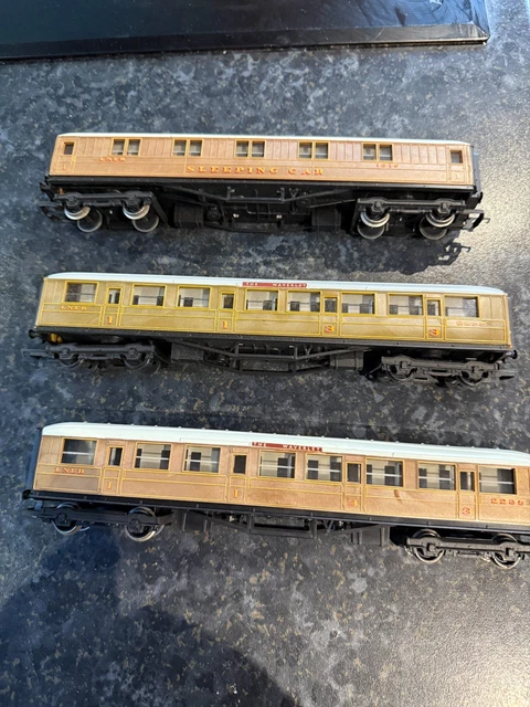 HORNBY OO LNER Teak Coach x 3 Bundle £28.99 - PicClick UK