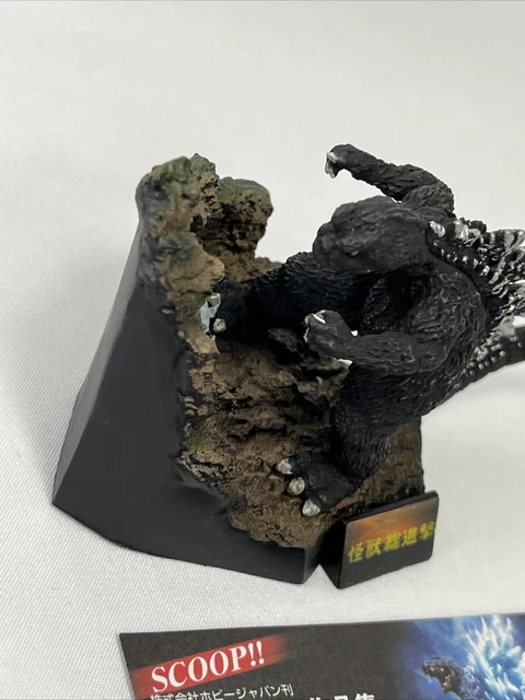 GODZILLA COMPLETE WORKS 3" Series 3 "1968" paperwork 2006 Bandai Toho ...