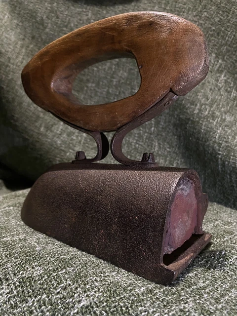 RARE ANTIQUE EARLY Victorian Heavy Cast Iron Box Iron & Slug £120.00 ...