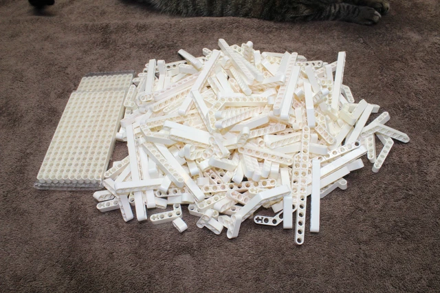 LEGO TECHNIC COMPATIBLE White Liftarms MOC Builders Pack $19.00 ...