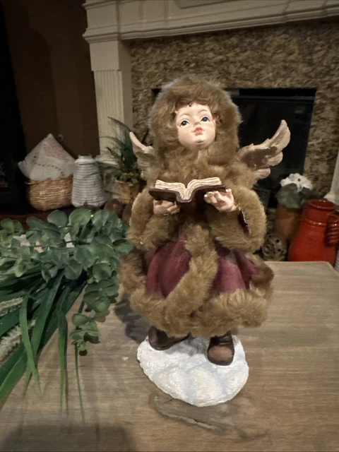 RARE VINTAGE MARK Roberts Angel Figurine Singing With Fur Coat In ...