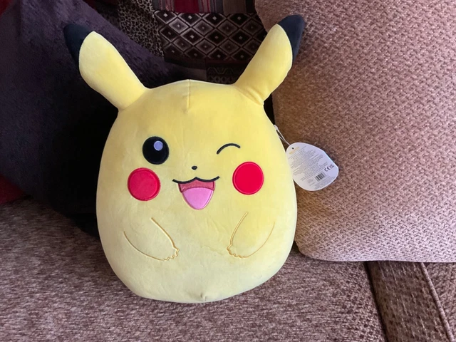 SQUISHMALLOWS ORIGINAL 14-INCH Pokémon Winking Pikachu Medium-Sized ...