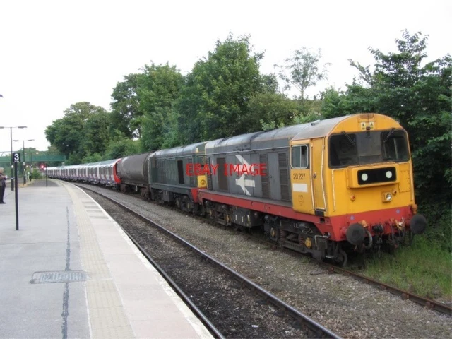 PHOTO (3) Class 20 20905 + 20901 + Lu S Stock + 20189 + 20227 Working ...