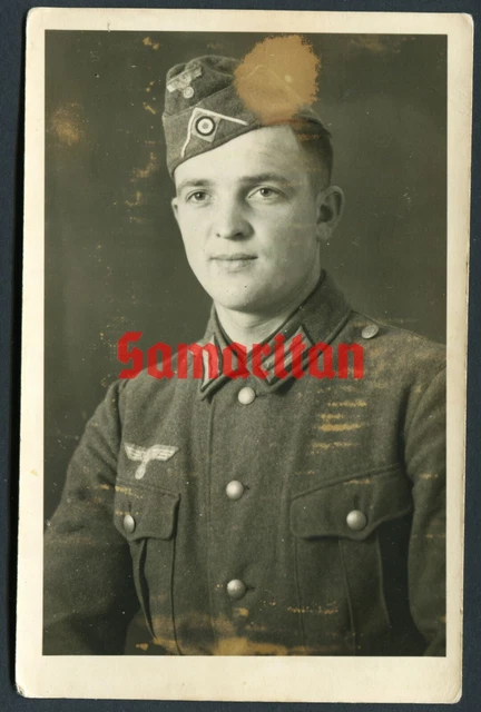 D10/2 WW2 ORIGINAL Postcard Of German Wehrmacht Soldier Wearing Side ...
