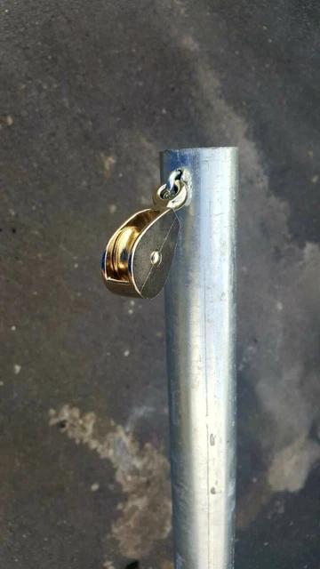 HEAVY DUTY GARDEN Washing linepost / pole with Cleat & Pulley £55.00 ...