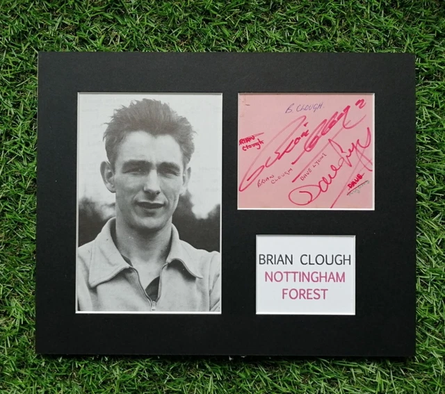 BRIAN CLOUGH NOTTINGHAM FOREST DISPLAY 10x8 MOUNT ORIGINAL SIGNATURE ...
