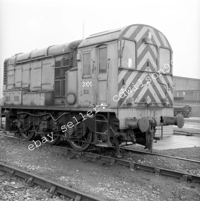 BRITISH RAILWAY NEGATIVE - BR Class 08 No. D3101 at Loughborough 1972 [P653] £1.50 - PicClick UK