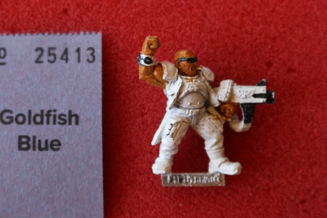GAMES WORKSHOP WARHAMMER 40k Catachan Catachan Lieutenant Bolter Metal ...