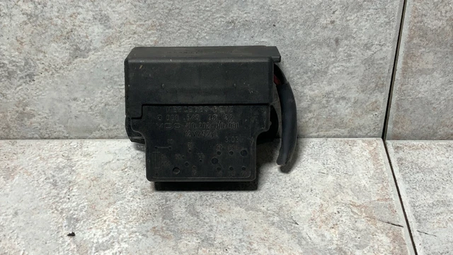 ORIGINAL MERCEDES BENZ W124 W463 W201 Bulb Relay Glowing Time ...