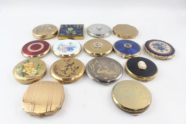 VINTAGE POWDER COMPACTS Inc Stratton, Brass, Floral Etc x 15 £23.00 ...
