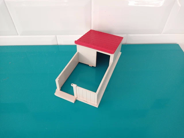 2411193 ANCIEN BRITAINS tracteur 1/32 Porcherie pour cochon figurine ...