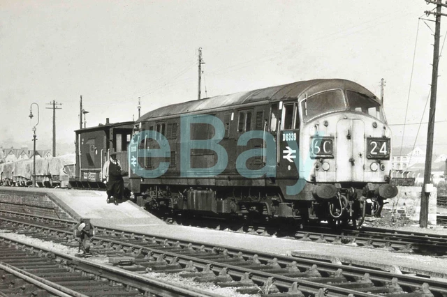 UK RAILWAY PHOTOGRAPH Class 22 Locomotive D6339. RM22-15 £1.70 ...