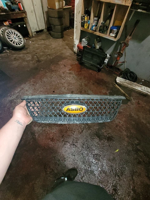 FORD FOCUS ST 225 Upper Front Grille Pre-Facelift Pfl Mk2 Asbo Badge £ ...
