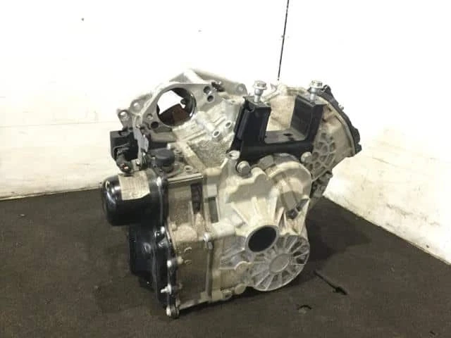VOLKSWAGEN POLO 2016 DBA-6RCZE Automatic Transmission [Used ...