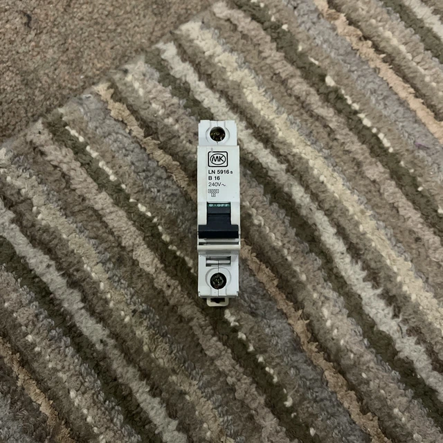 MK MCB 16 Amp Single Pole Circuit Breaker Type B 16A B16 Sentry LN5916S £3.29 - PicClick UK
