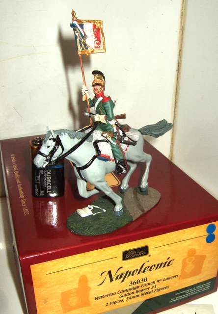 BRITAINS 36030 NAPOLEONIC Waterloo, French 4th Lancers Guidon Bearer 1 ...