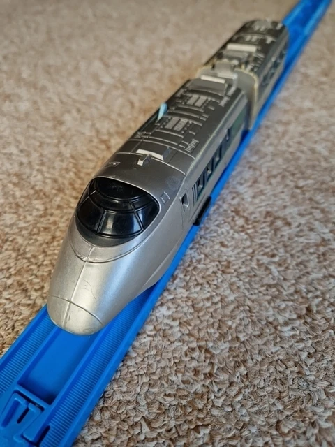 TOMY MOTORISED SILVER Bullet Train £15.00 - PicClick UK