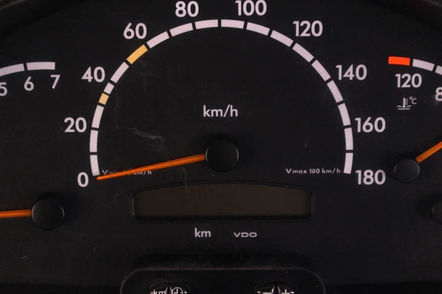 GENUINE SPEEDOMETER MERCEDES Benz W903 Sprinter 88311295 speedometer ...