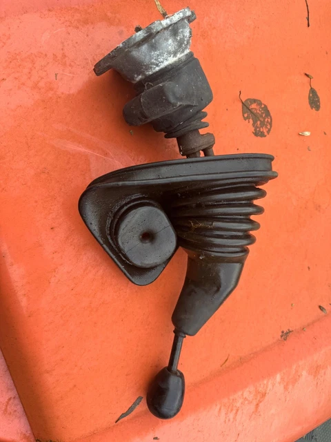 LAND ROVER DEFENDER Gearbox top gear Lever Complete With Knob.& Rubber ...