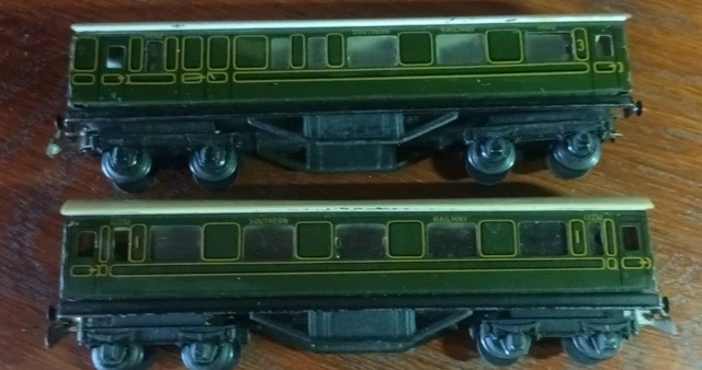 TRIX TWIN PRE War Southern Railway Coaches £37.08 - PicClick UK