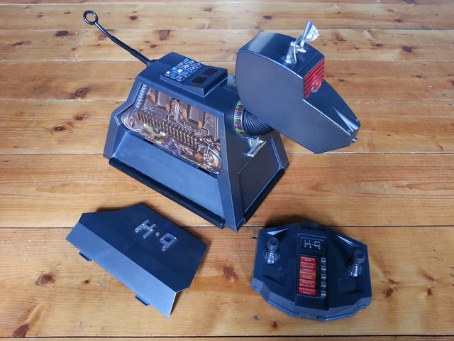 DOCTOR WHO K9 Mark 2 K-9 Radio Remote Controlled Electronic Toy Classic ...