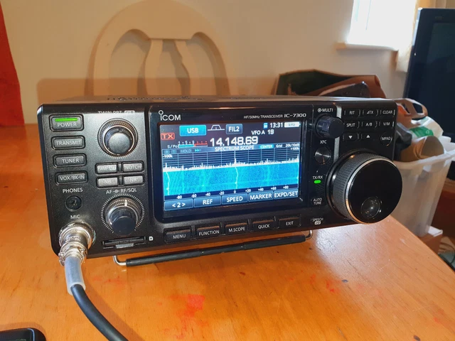 ICOM IC-7300 HF Transceiver £799.00 - PicClick UK
