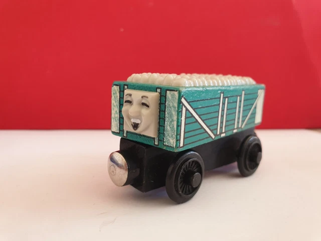 THOMAS THE TANK Engine & Friends Wooden Trains - Troublesome Truck ...