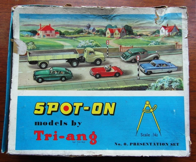 TRIANG SPOT ON No. 0 Presentation Set. Original. Boxed with 4 cars. £ ...