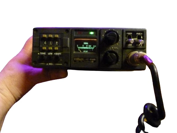 ICOM IC-24E (AUCH IC-24/G, IC 22-U) 144 MHz Transceiver P L U S ...