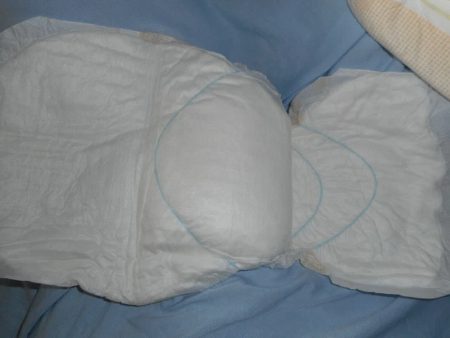 TENA PROSKIN COMFORT Normal Incontinence Shaped Pad - Feel Dry - 2 ...