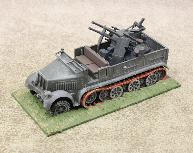 20MM 1/72 WW2 German SdKfz 7 Halftrack with Quad AA Well Painted 24621 ...