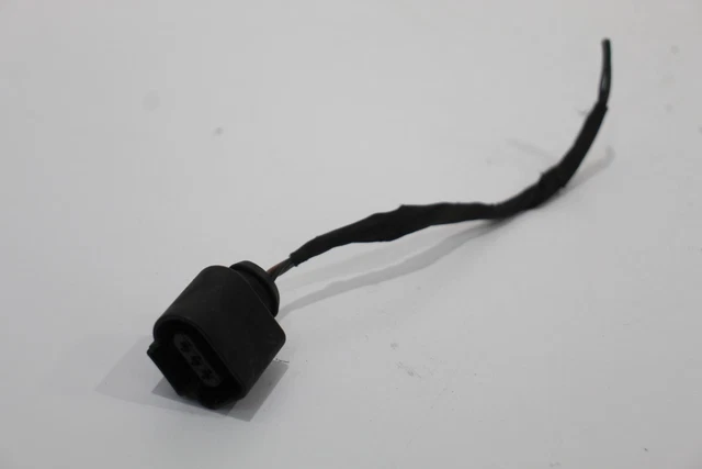 AUDI Q3 83A 3 Pin Wiring Connector and Short Length of Wire 8K0973703 £ ...