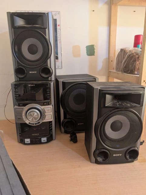 SONY GENEZI MHC-GTZ3I System 3 CD Changer , 3 speaker in subwoofer £125 ...