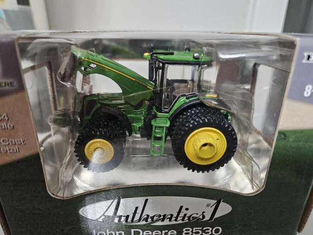 ERTL JOHN DEERE 8530 Traktor #15769 - Authentics #1 - Maßstab 1:64 Die ...