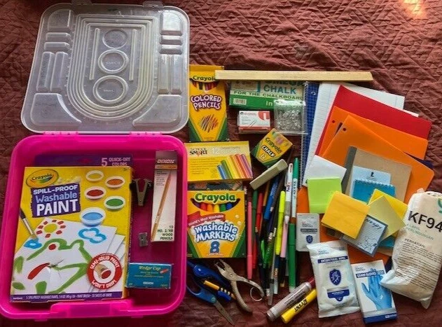 LARGE SCHOOL SUPPLIES of Notebooks, Pens, Pencils, Markers, Crayola ...