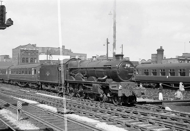 35MM STEAM NEGATIVE BR/GWR 50xx CASTLE Steam Loco 5068 Birmingham Snow ...