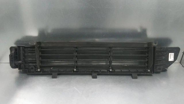 GRILLE DE PARE-CHOC Luchtgeleider Volvo XC40 (XZ) 2022 31455422 EUR 150 ...