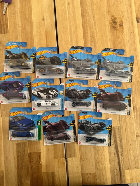 HOT WHEELS BATMOBILE mix,plus two cars £10.80 - PicClick UK