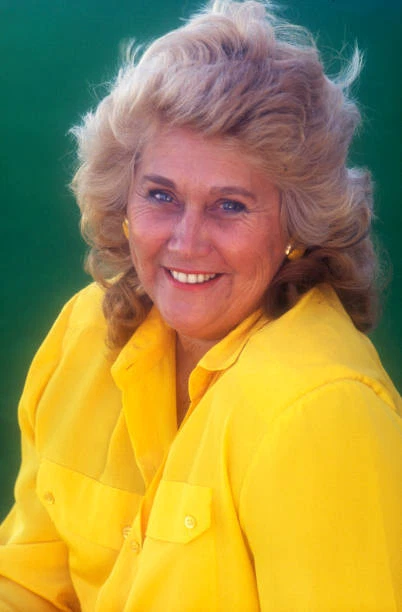NOELENE HOGAN, THE former wife of Australian actor Paul Hogan, in - Old ...